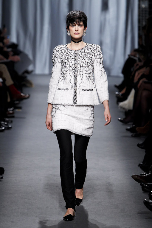 Chanel - Paris Haute Couture Spring/Summer 2011