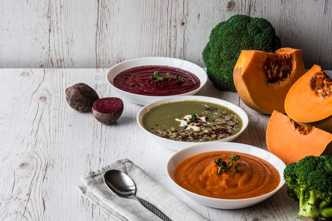 Soupe détox : les meilleures recettes de soupes detox et bouillons minceur