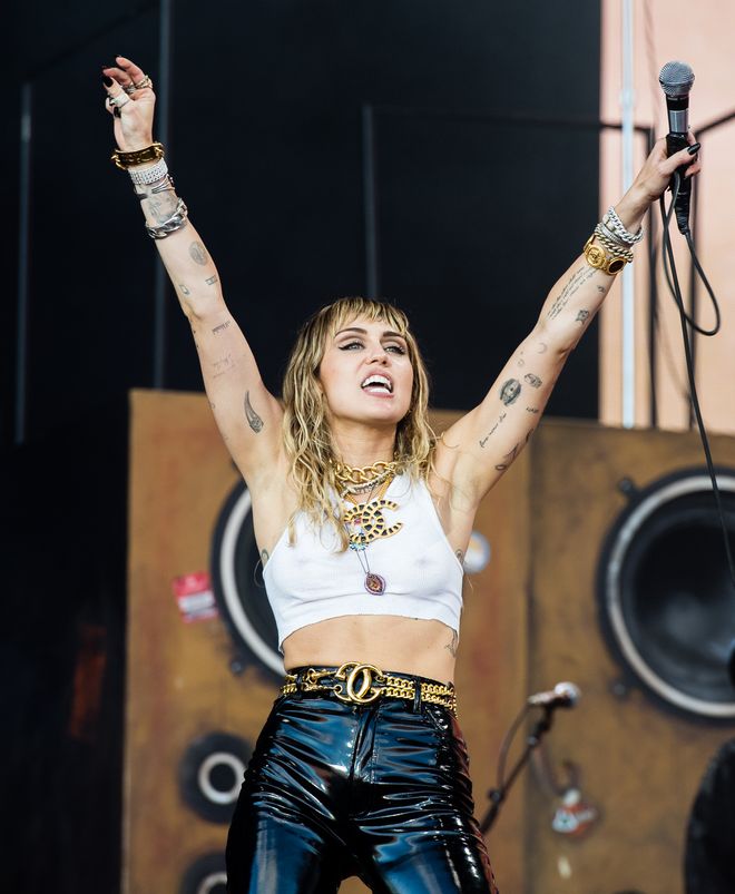 El paso a paso físico de Miley Cyrus a lo largo de los años