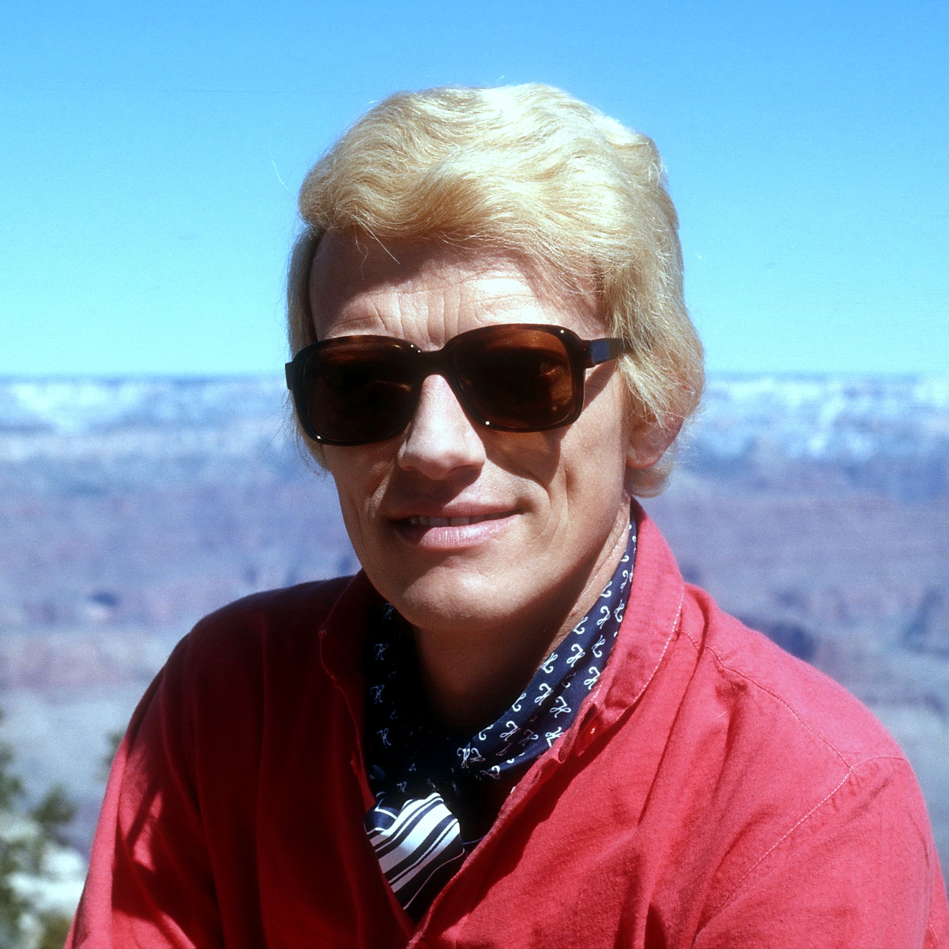 Charlie Dry's Instagram, Twitter & Facebook on IDCrawl