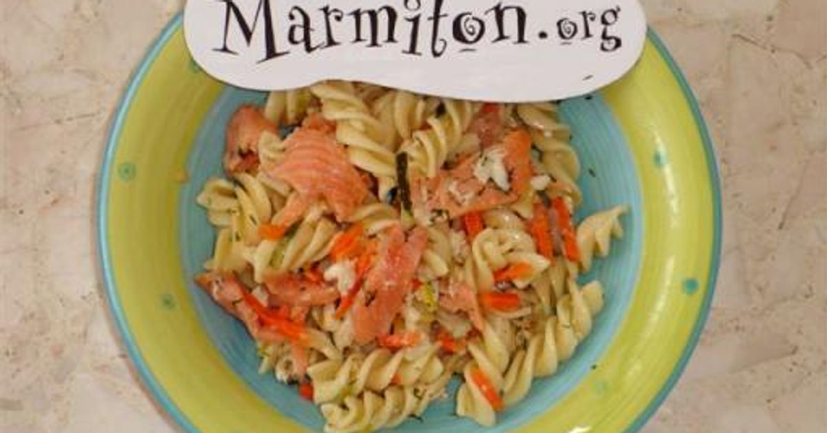 Salade de pâtes duo de poisson à l'aneth : recette de Salade de pâtes ...