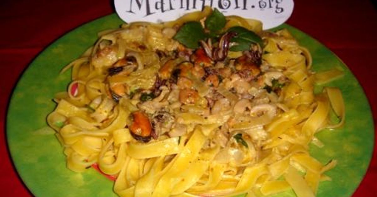 Pâtes aux fruits de mer et basilic : recette de Pâtes aux fruits de mer ...