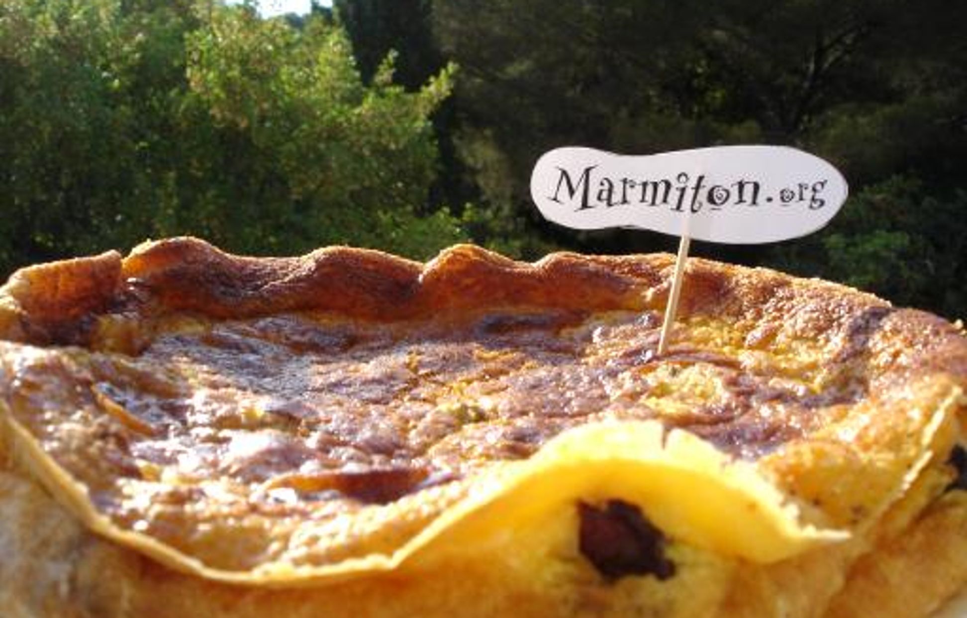 Clafoutis pomme, poire et pruneaux : Recette de Clafoutis pomme, poire ...