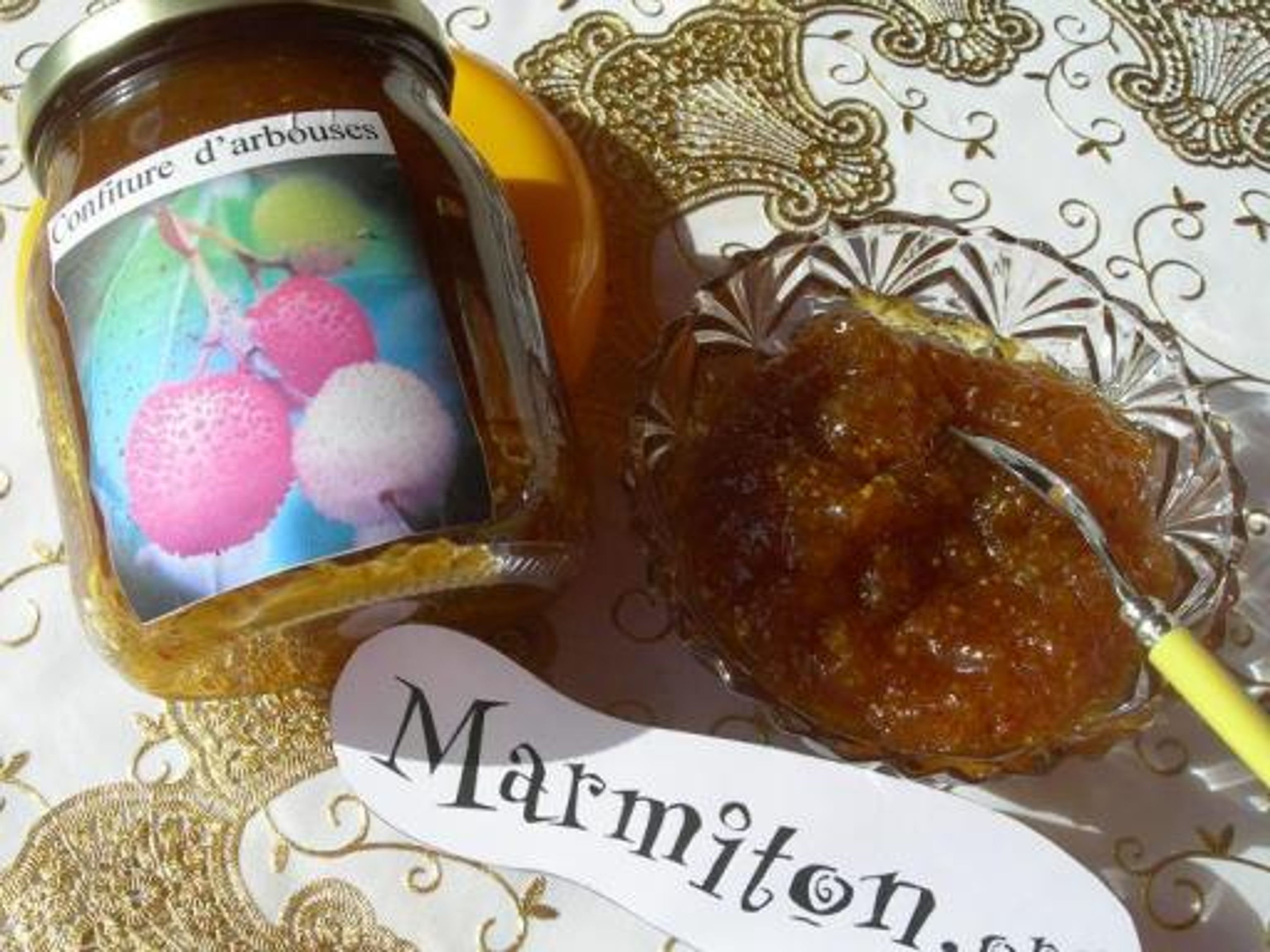 Confiture d'arbouses : Recette de Confiture d'arbouses - Marmiton