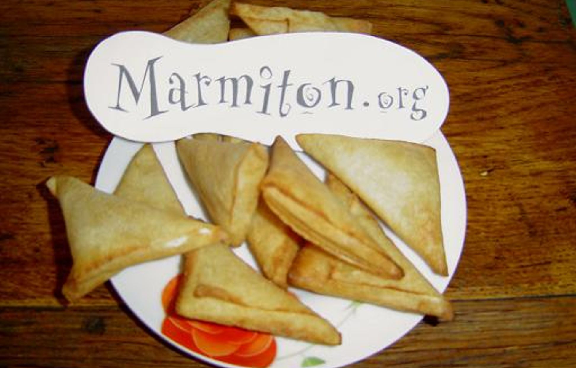 Samoussas au jambon gruyère : Recette de Samoussas au jambon gruyère ...