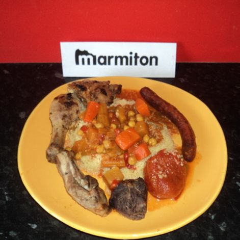 Couscous royal (agneau, poulet, merguez) : Recette de Couscous royal ...