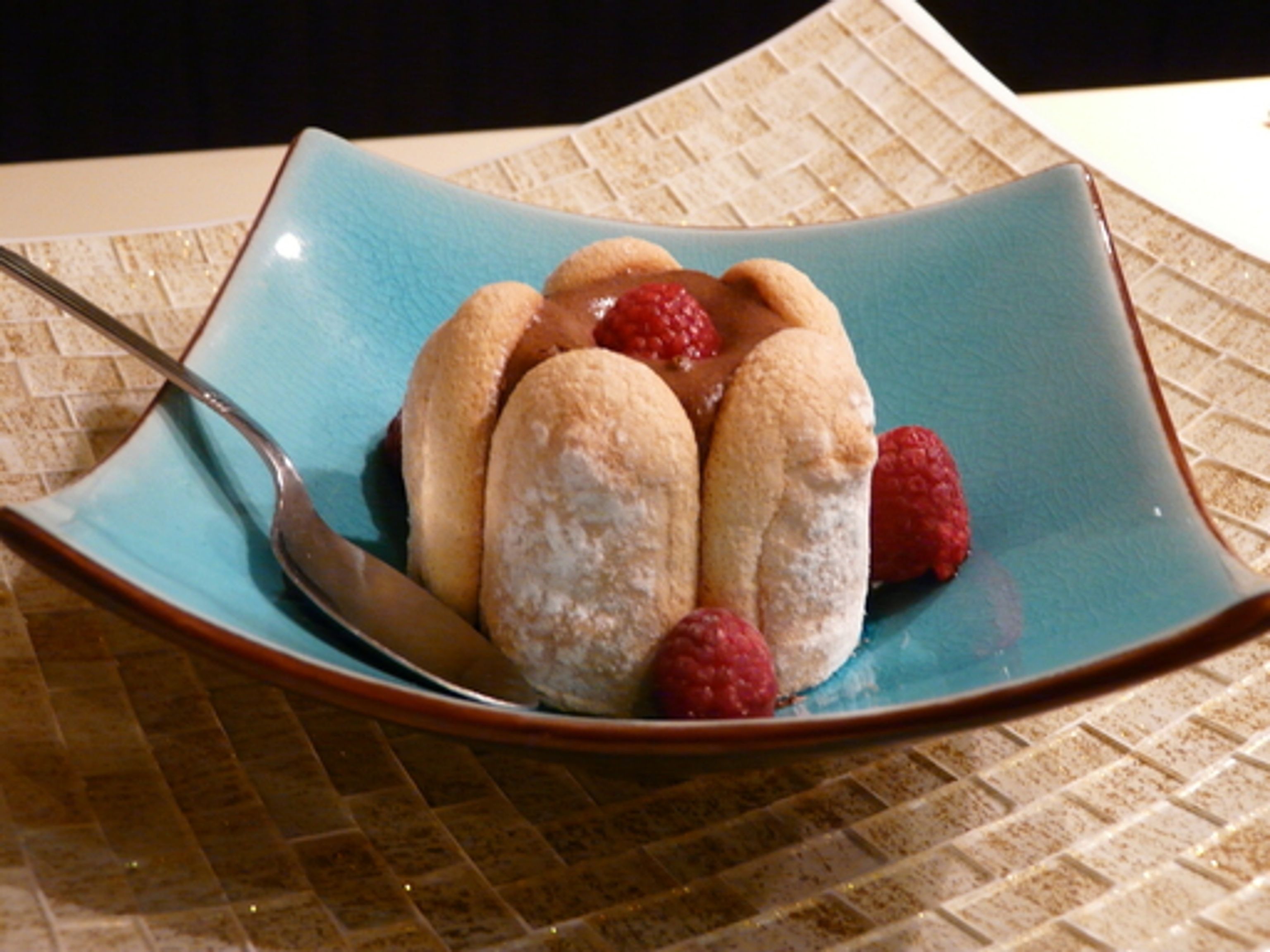 Mini-charlotte au chocolat : Recette de Mini-charlotte au chocolat ...