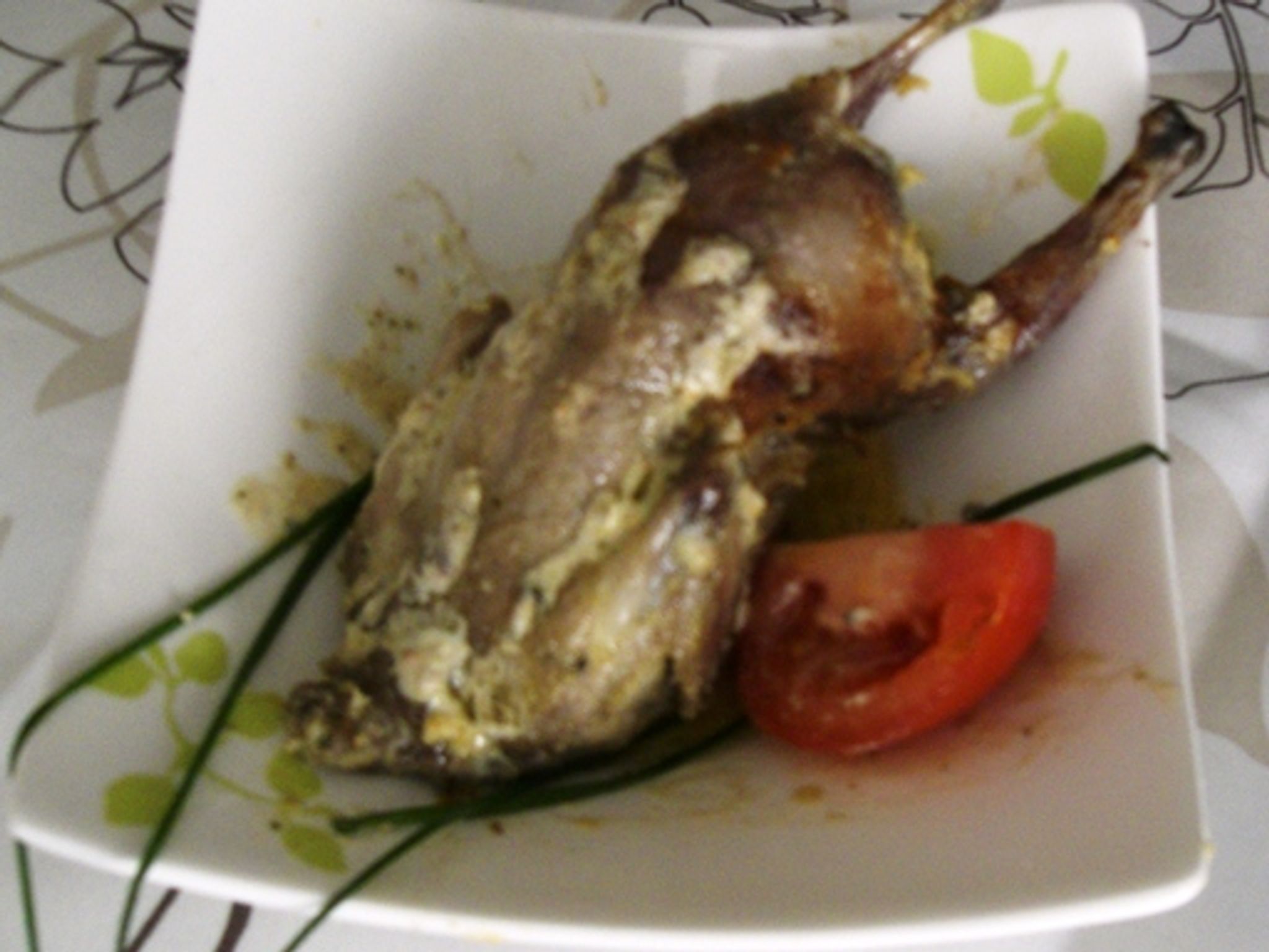 Caille rôtie au fromage : Recette de Caille rôtie au fromage - Marmiton