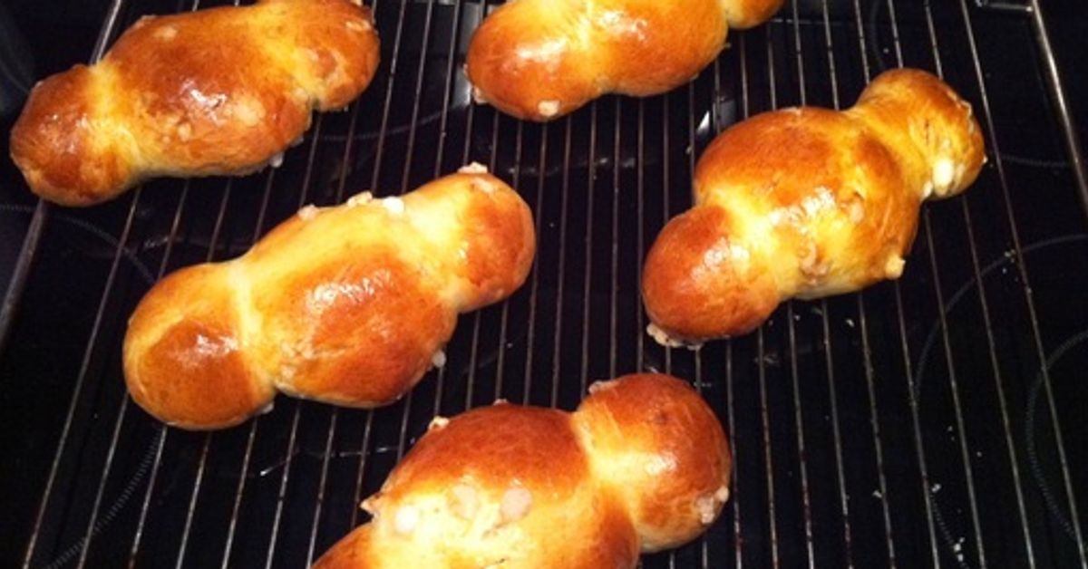 Cougnous ou cougnoles : recette de Cougnous ou cougnoles