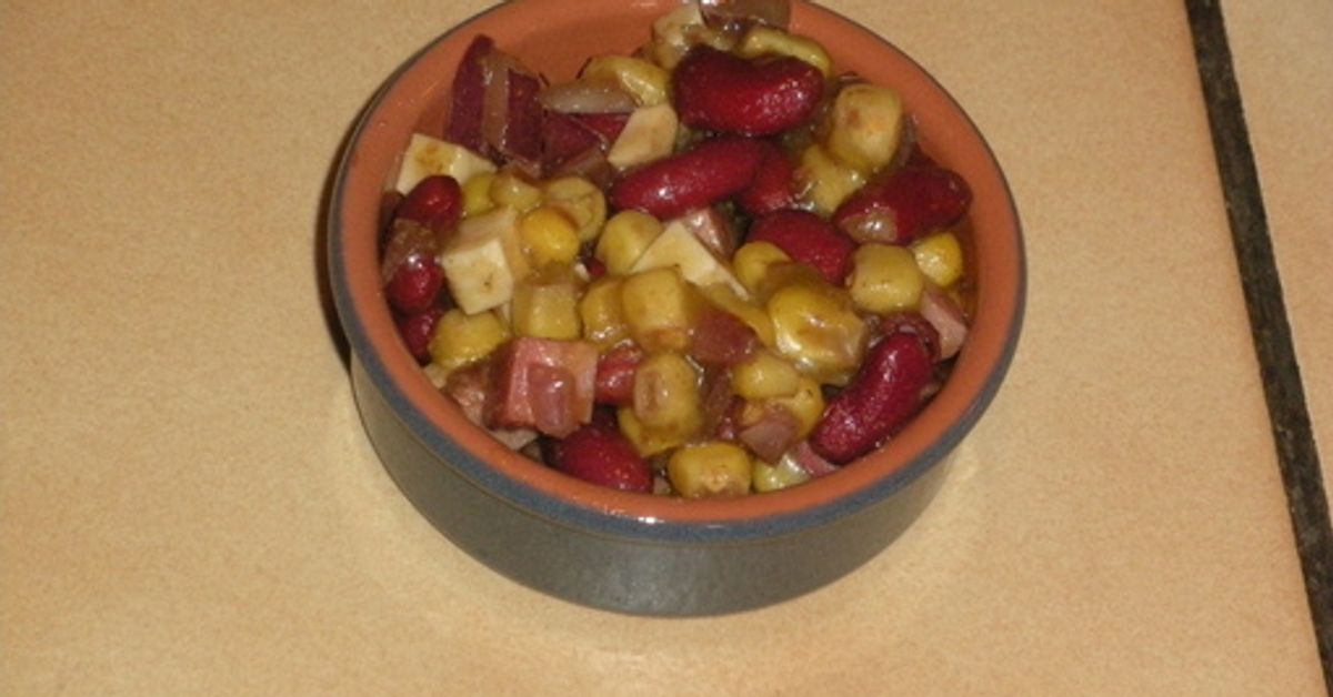 Salade de haricots rouges au jambon et fromage : recette de Salade de ...