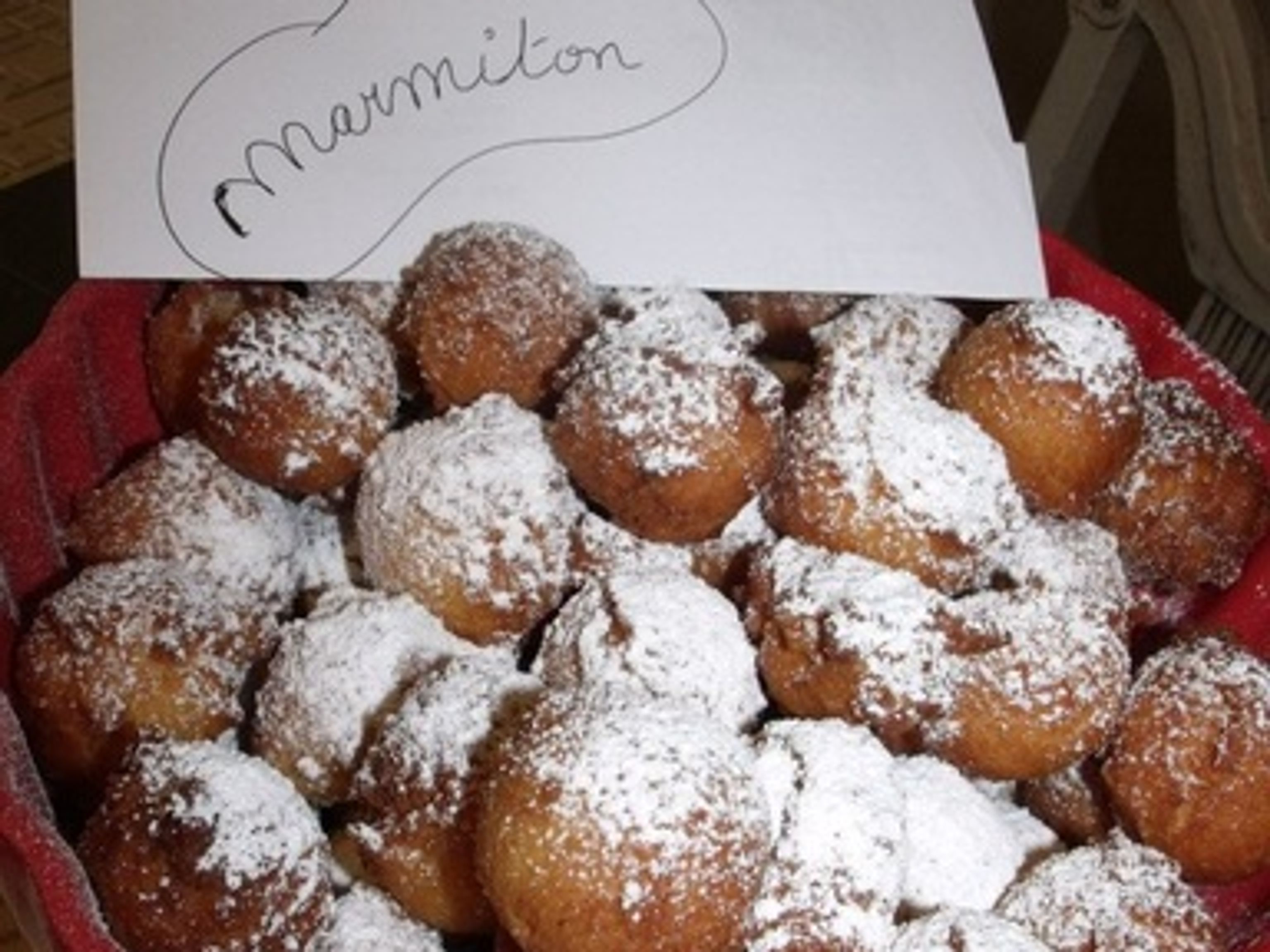 Beignets à la ricotta : Recette de Beignets à la ricotta - Marmiton