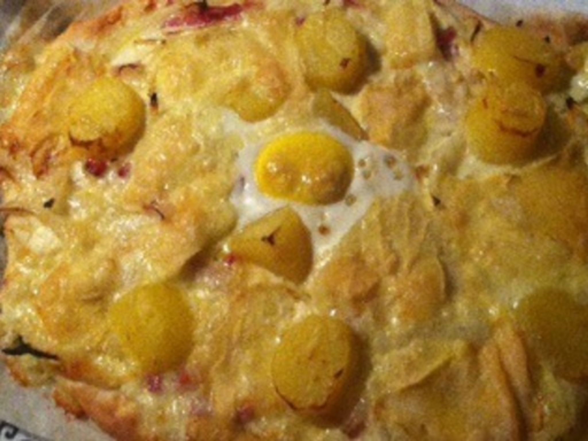 Pizza savoyarde (base à la crème) : Recette de Pizza savoyarde (base à ...