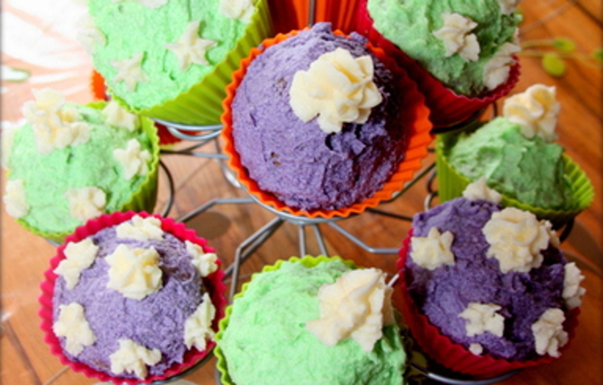 Glaçage cupcakes inratable : Recette de Glaçage cupcakes inratable ...