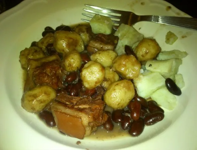 Dombrés et queues de cochon : recette de Dombrés et queues de cochon