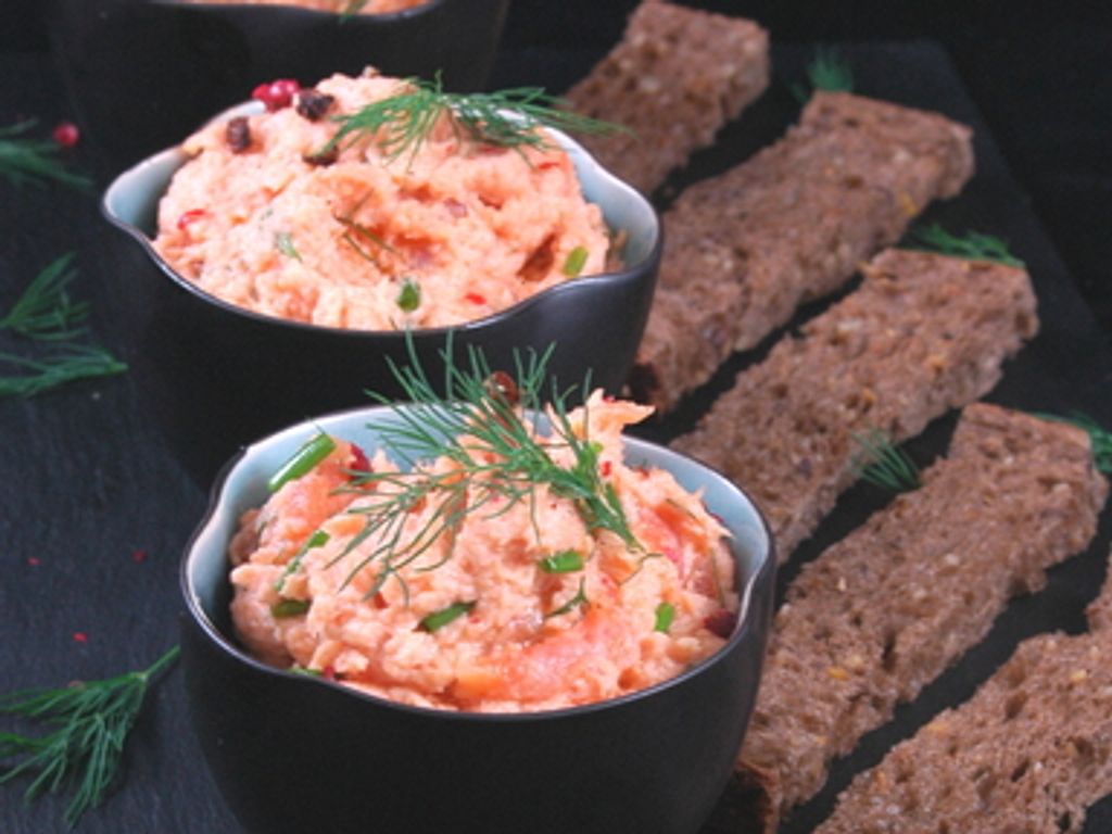 Rillettes roses aux deux truites : Recette de Rillettes roses aux deux ...