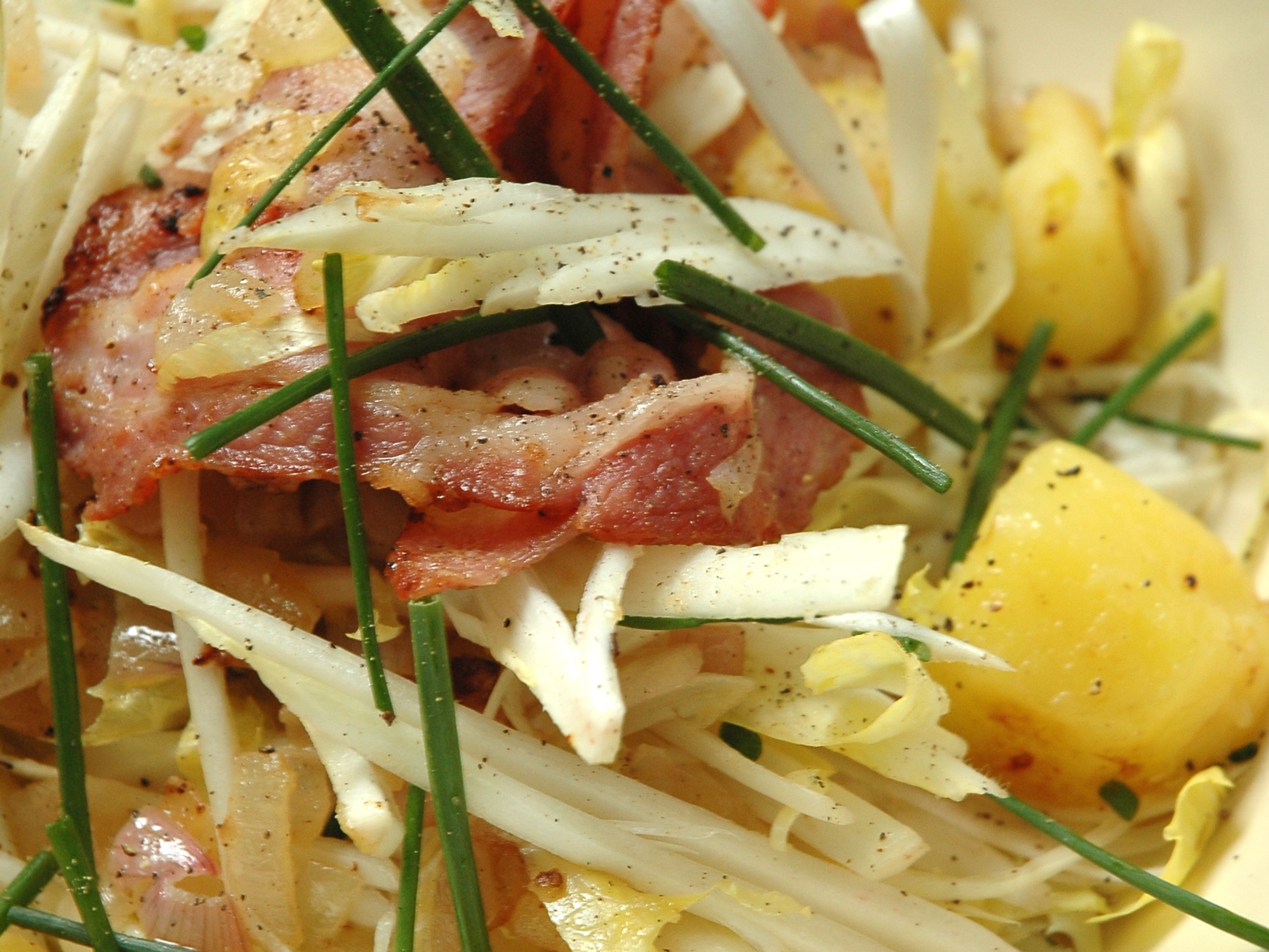Salade chaude de chicons (endives) : Recette de Salade chaude de ...