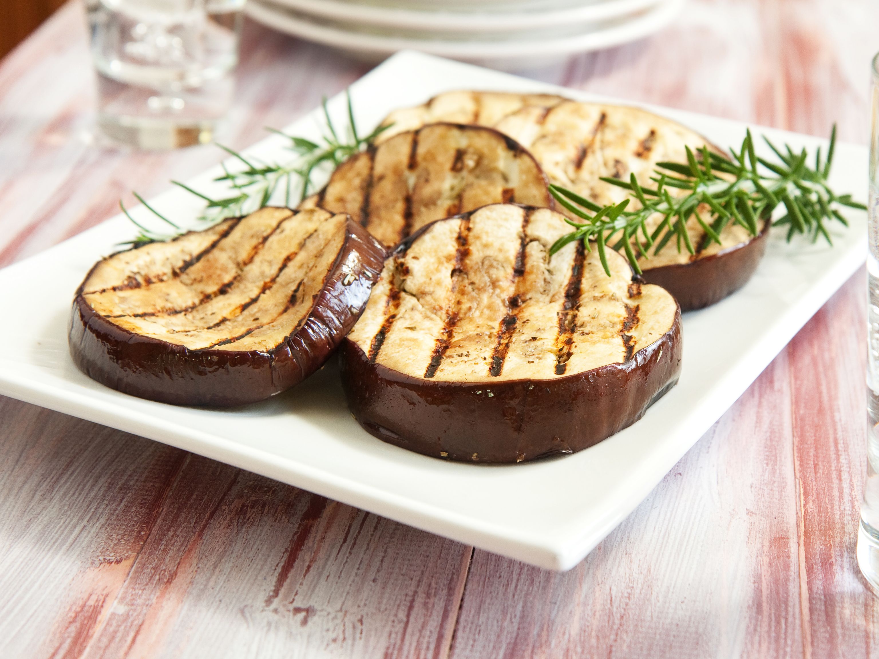 Aubergines grillées : Recette de Aubergines grillées - Marmiton