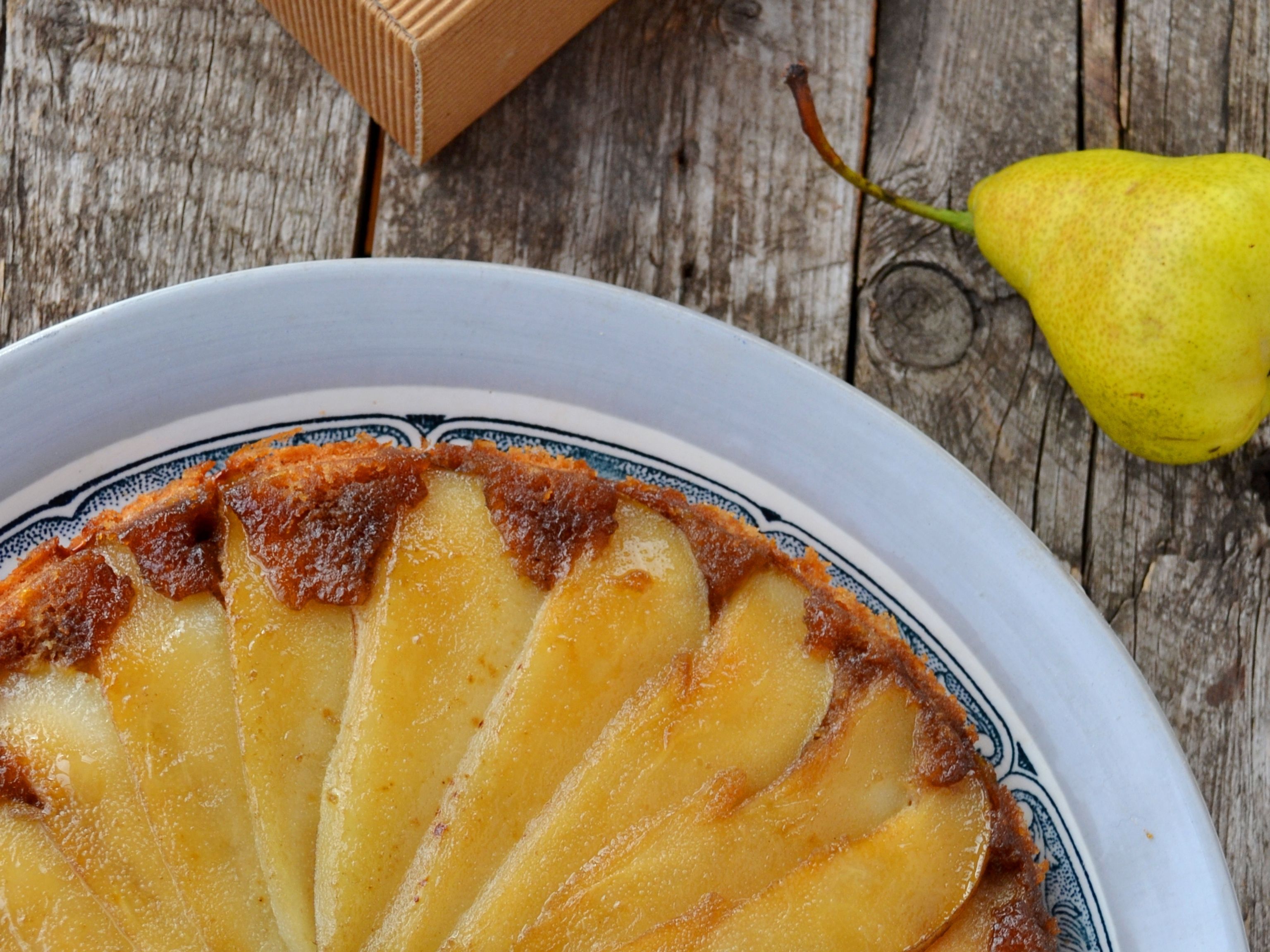 Tarte tatin aux poires feuilletée : Recette de Tarte tatin aux poires ...