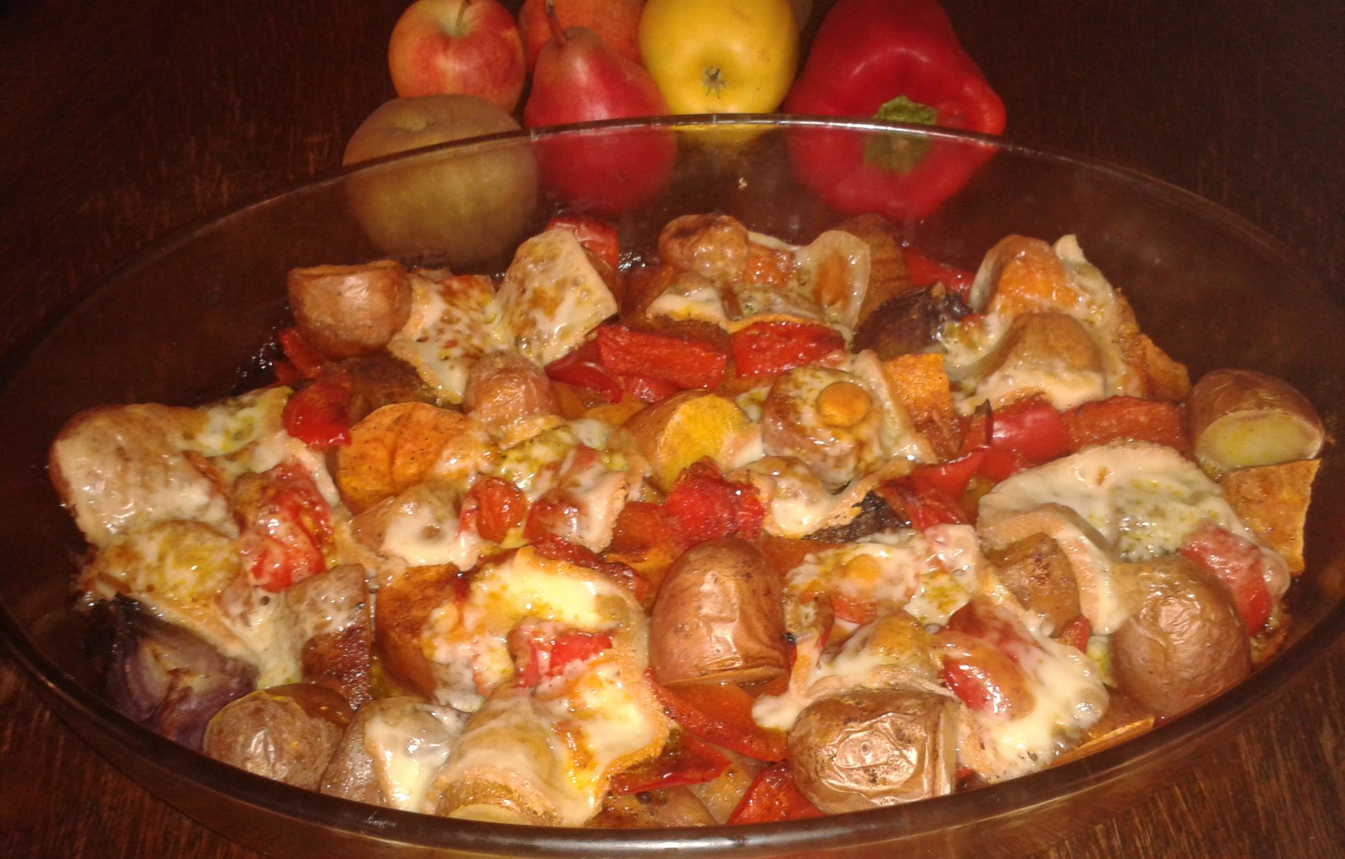 Gratin à ma façon : poivron, pommes de terre, oignons et raclette ...