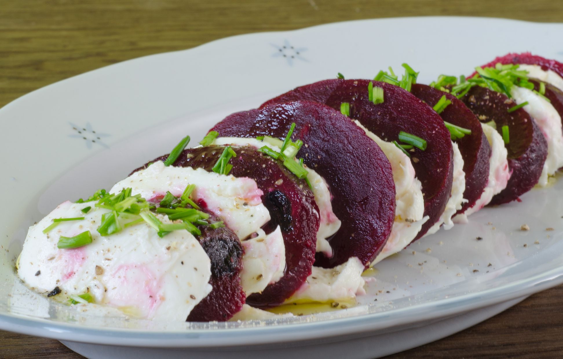 Betterave à la mozzarella : Recette de Betterave à la mozzarella - Marmiton