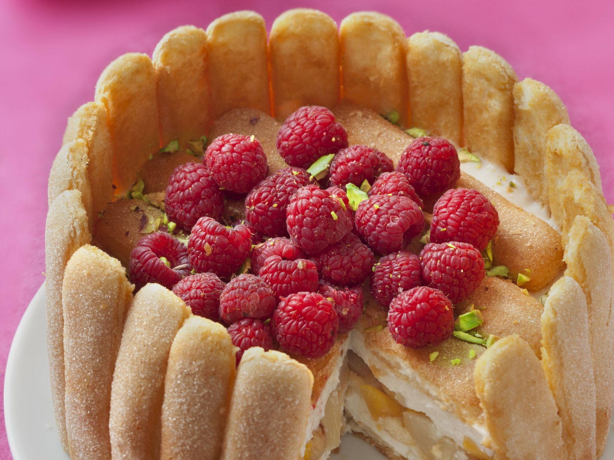 Charlotte à la mousse de litchis : Recette de Charlotte à la mousse de ...