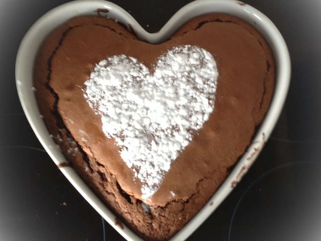 Gâteau au chocolat (seulement pour les enfants!) : Recette de Gâteau au ...