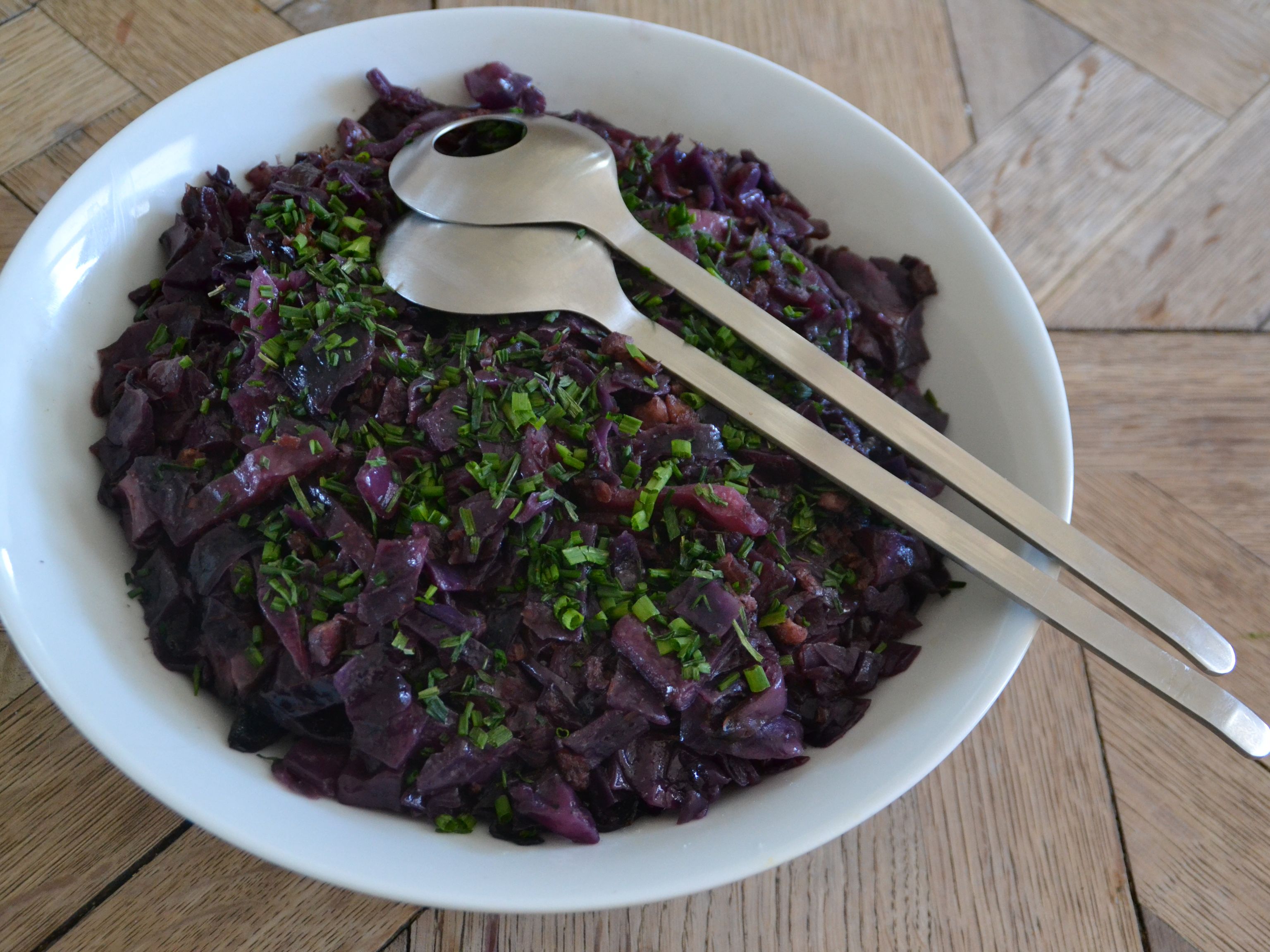 Chou rouge aux lardons : Recette de Chou rouge aux lardons - Marmiton