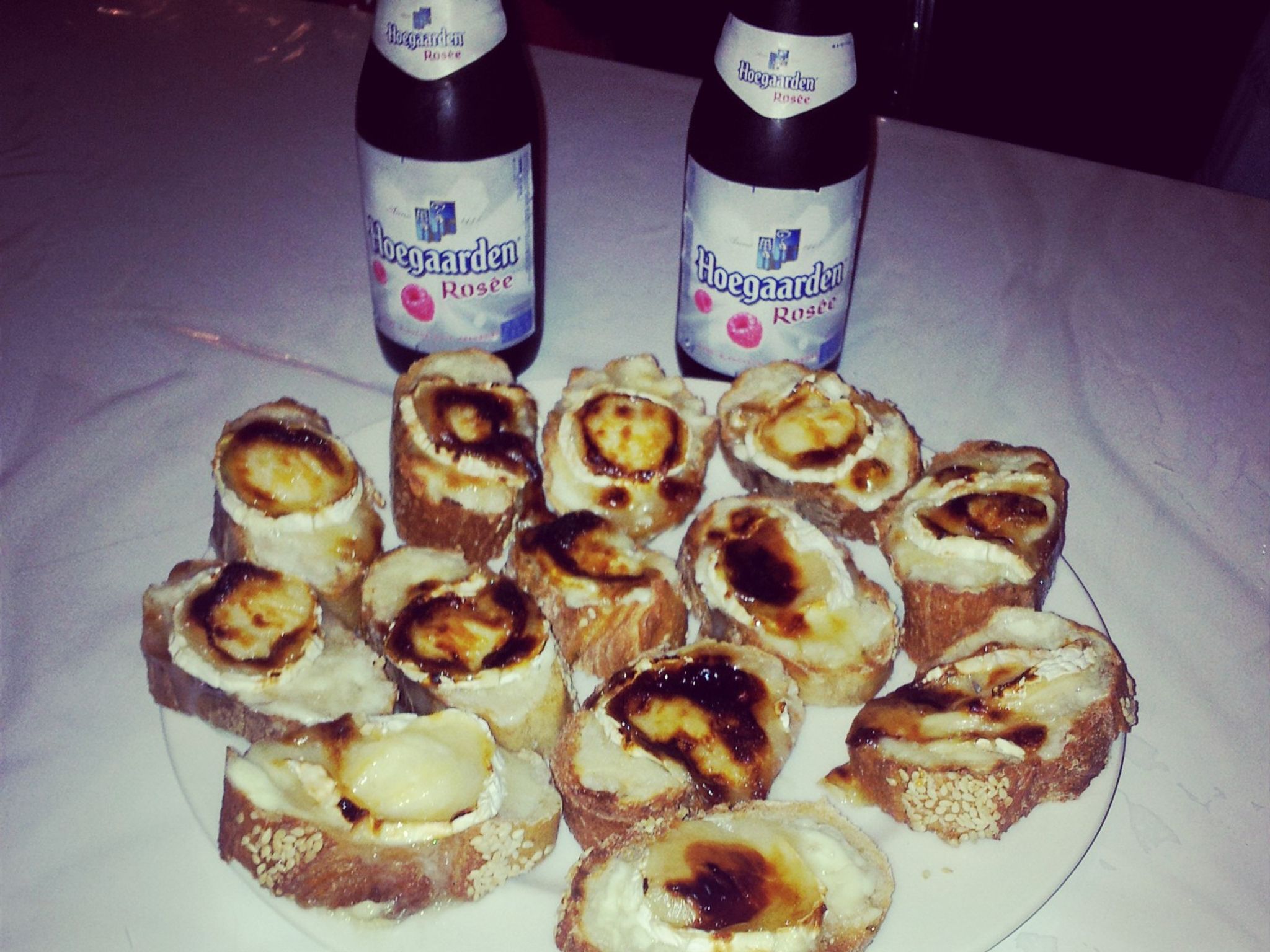 Chèvre chaud au miel : Recette de Chèvre chaud au miel - Marmiton