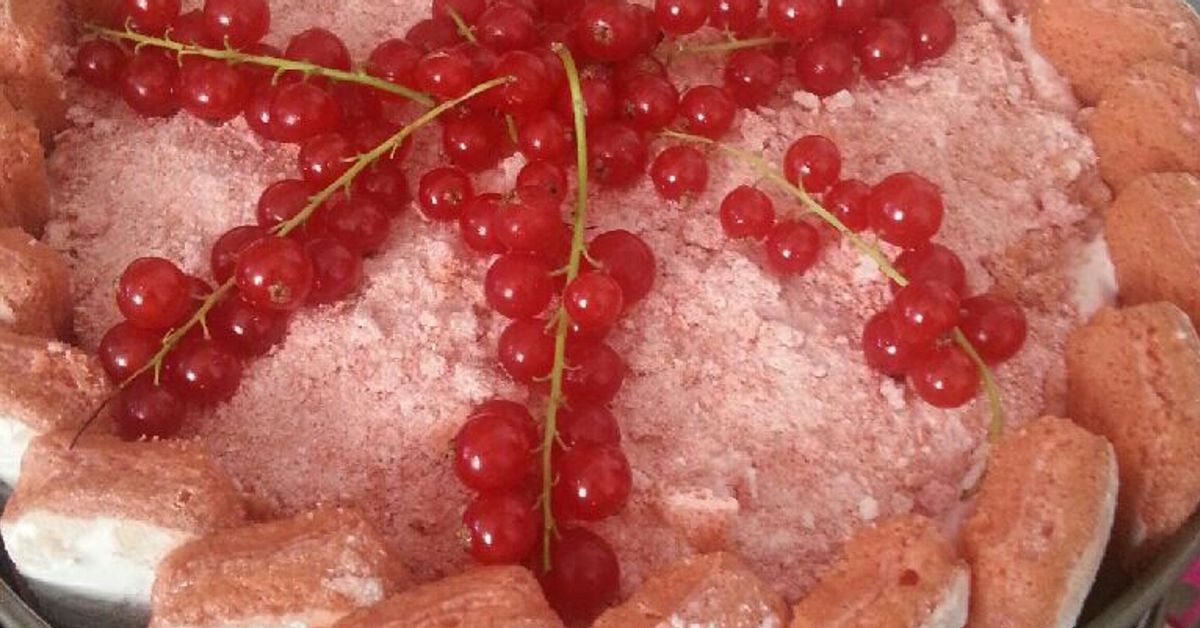 charlotte légère aux fruits rouges (sans gélatine) : recette de ...