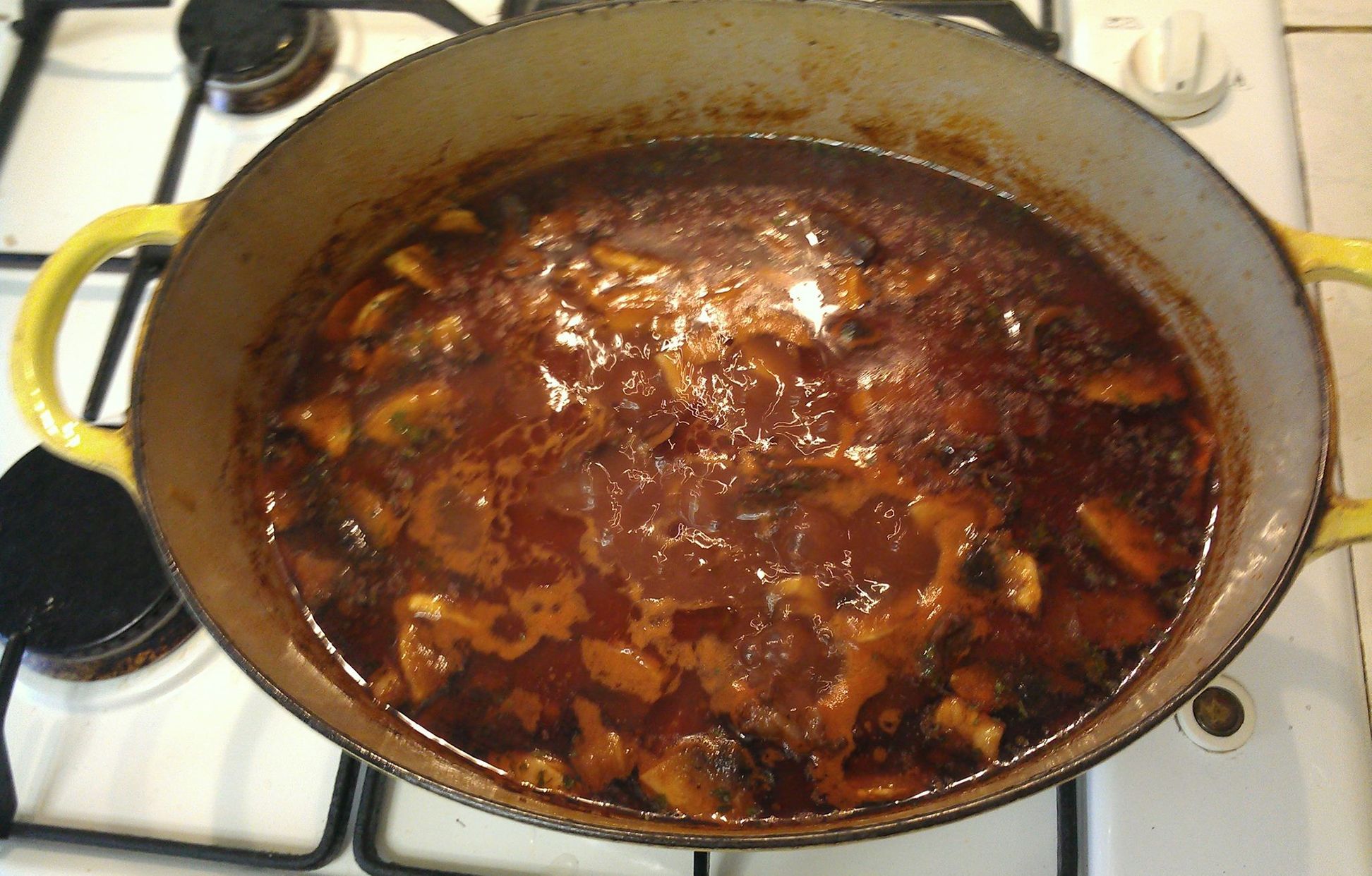 Daube de boeuf : Recette de Daube de boeuf - Marmiton