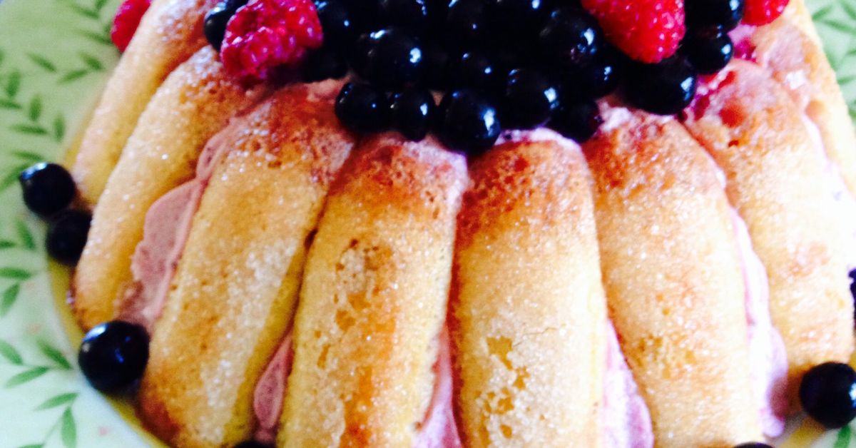 Charlotte aux framboises parfumée : recette de Charlotte aux framboises ...