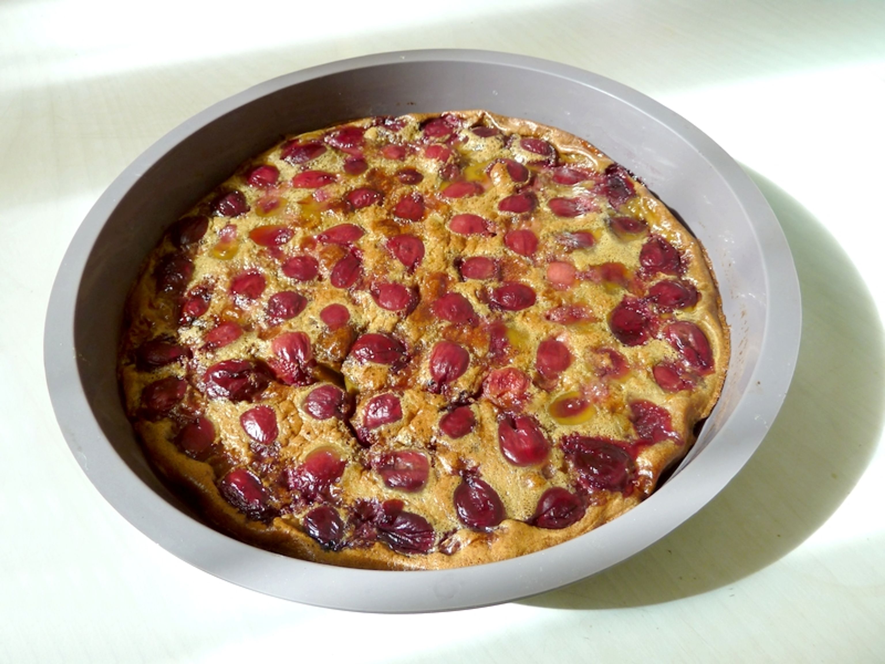 Clafoutis aux cerises sans gluten et sans lactose : Recette de ...