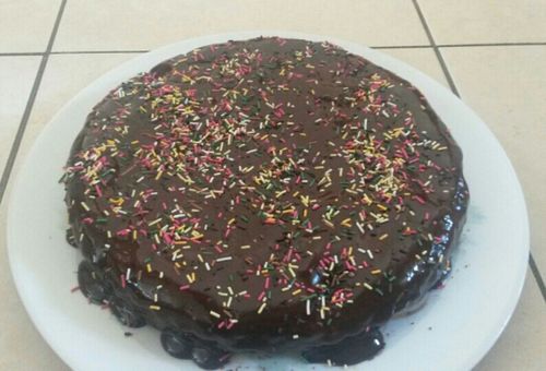 Gâteau d'anniversaire au chocolat : Recette de Gâteau d'anniversaire au ...