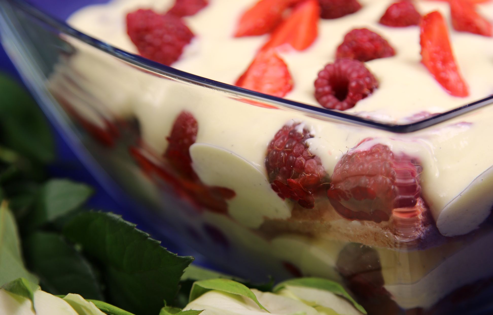 Tiramisu aux fruits rouges très onctueux : Recette de Tiramisu aux ...