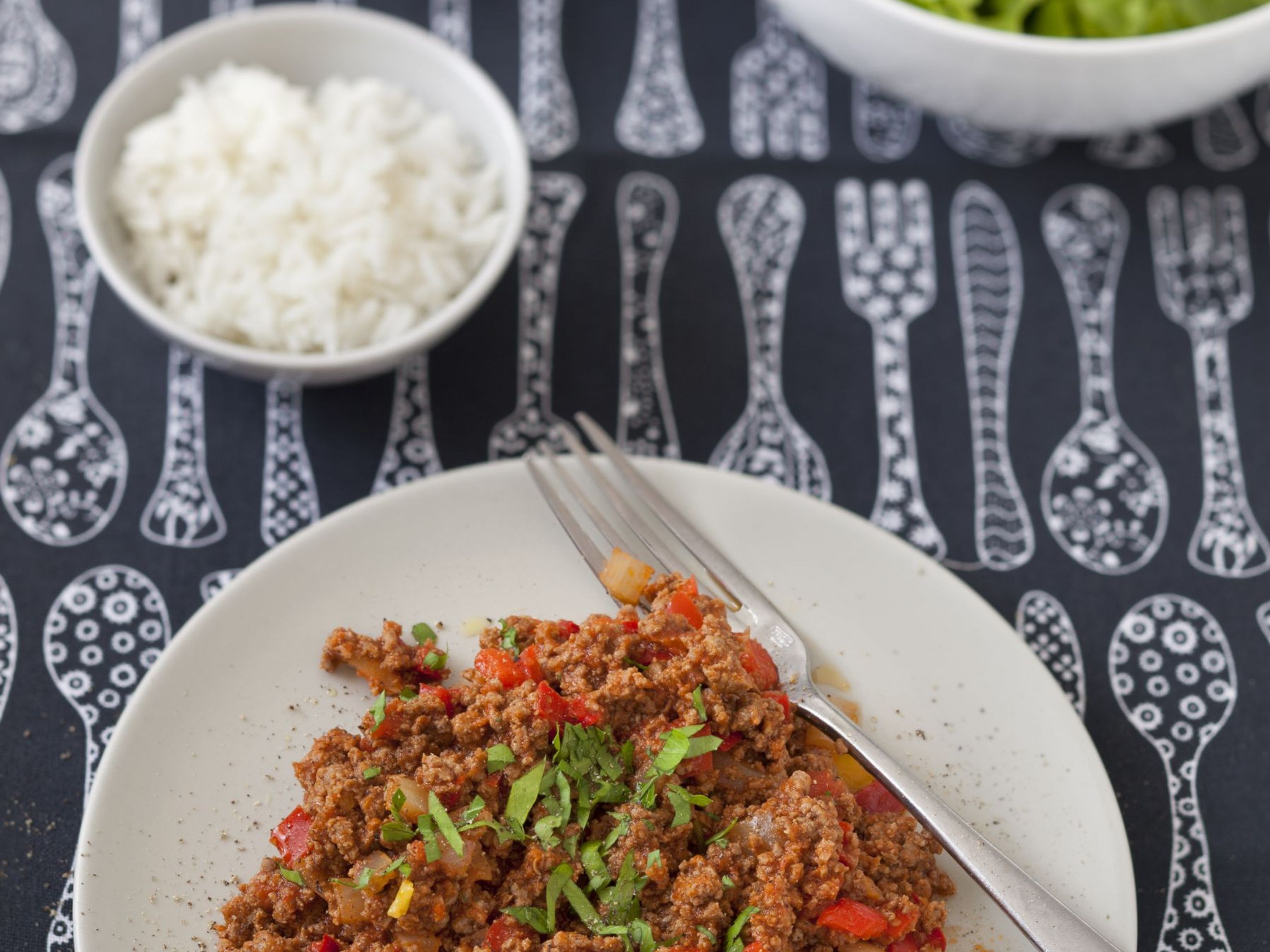 Boeuf haché aux poivrons (Hongrie) : Recette de Boeuf haché aux ...