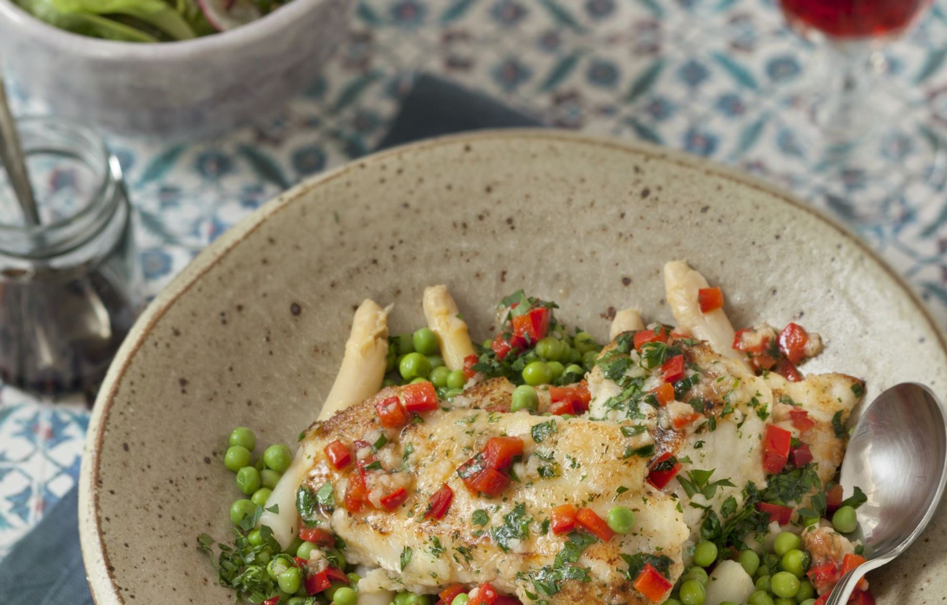 Merlu Koskera (Pays basque) : Recette de Merlu Koskera (Pays basque ...