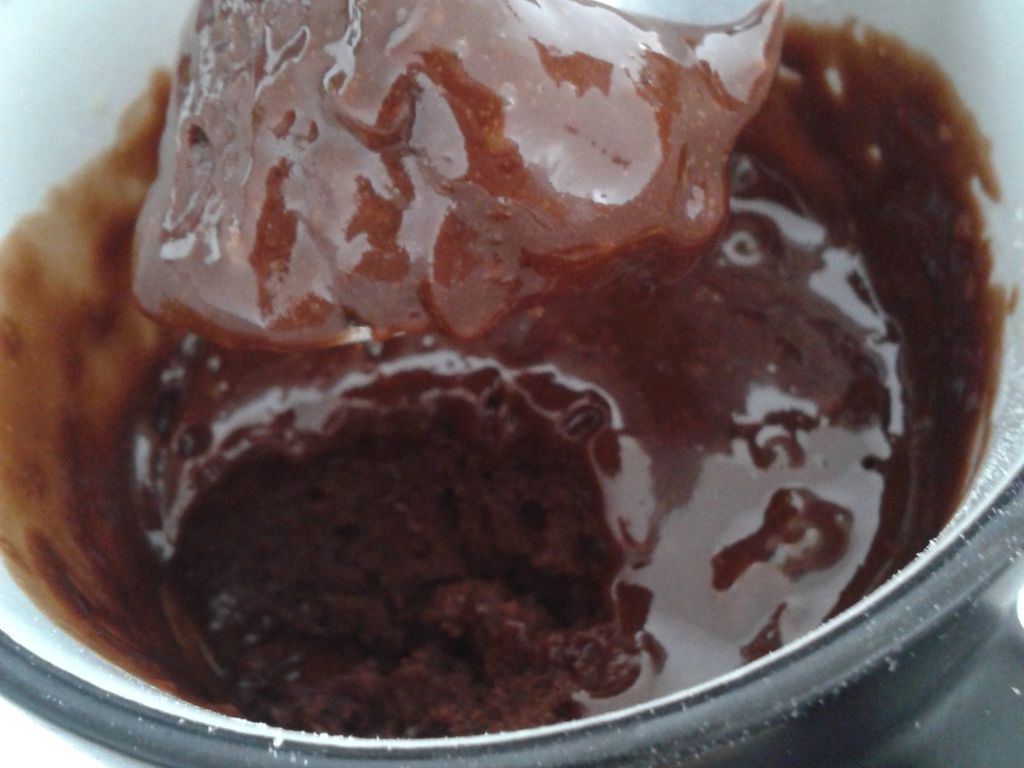 Mug cake fondant au chocolat : Recette de Mug cake fondant au chocolat ...