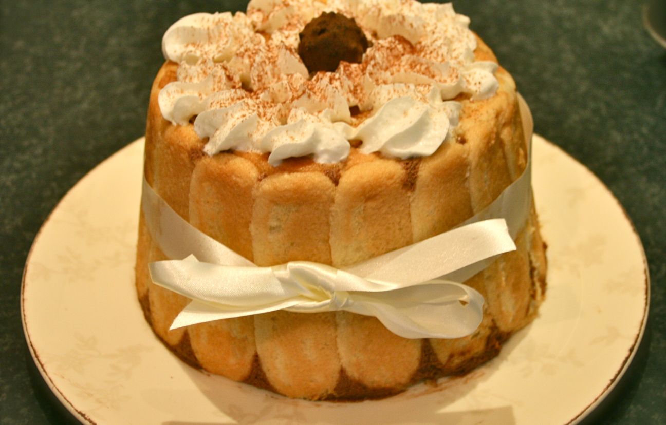 Charlotte poires, chocolat et marrons : Recette de Charlotte poires ...