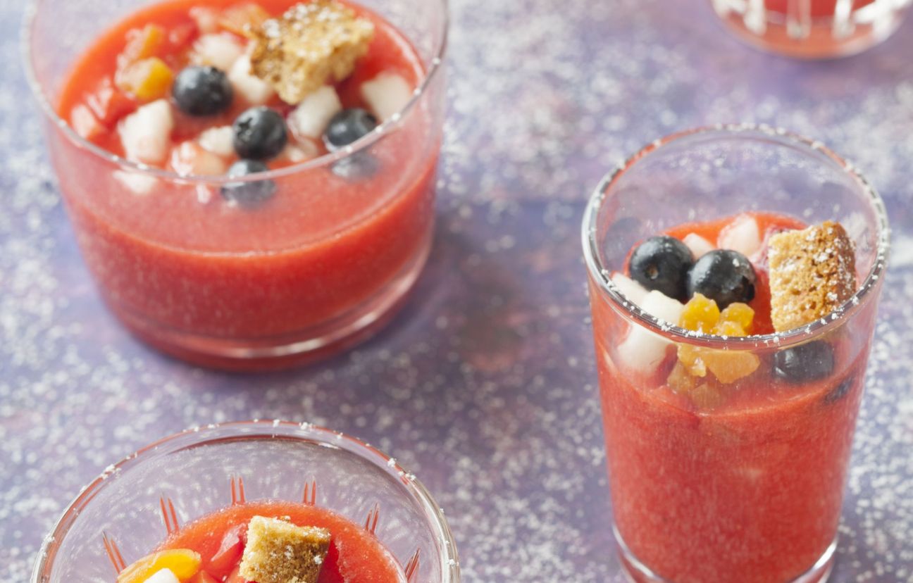 Gaspacho de fraises : Recette de Gaspacho de fraises - Marmiton