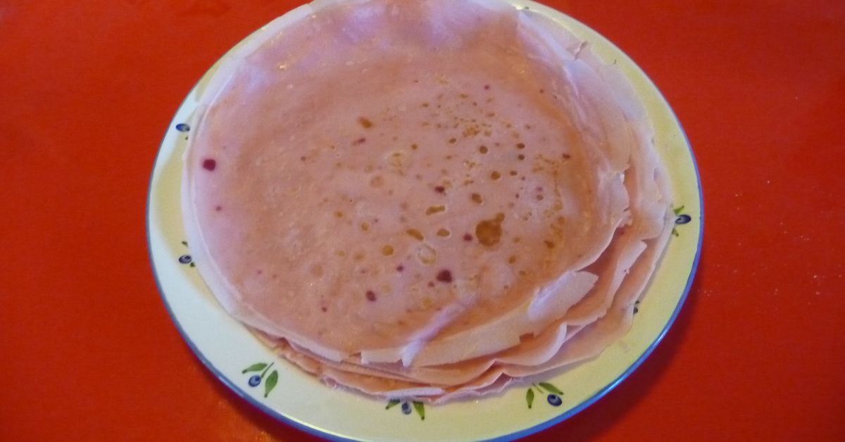 Crêpes roses : recette de Crêpes roses