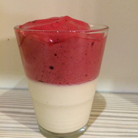 Panacotta vanille et espuma de fruits rouges (73ème Rencontre Marmiton ...