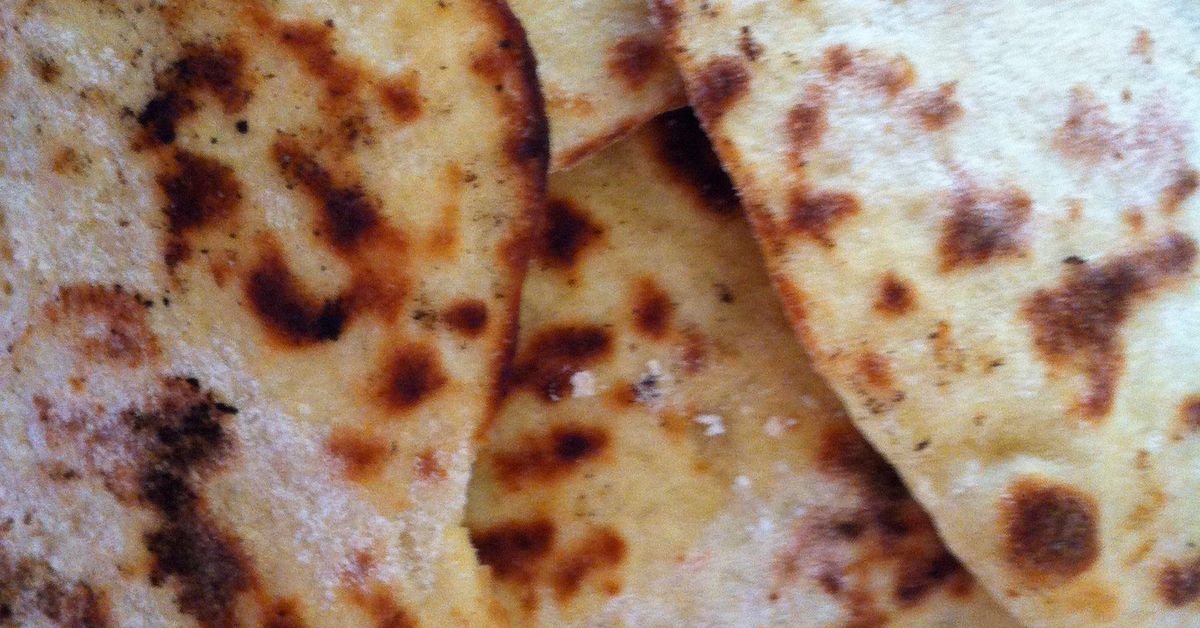 Naan au fromage (cheese nan) : recette de Naan au fromage (cheese nan)