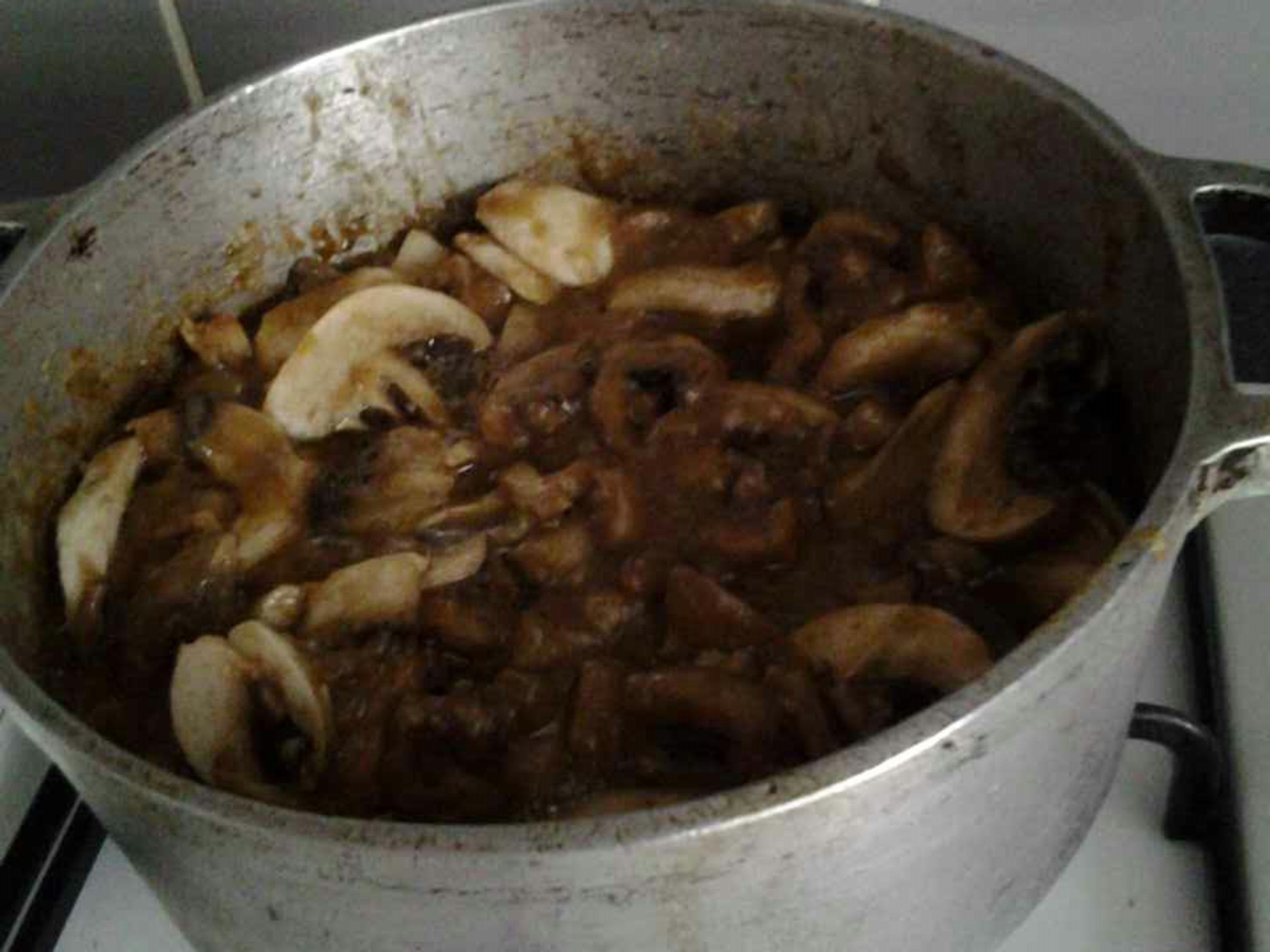 Rognons de veau au madère : Recette de Rognons de veau au madère - Marmiton