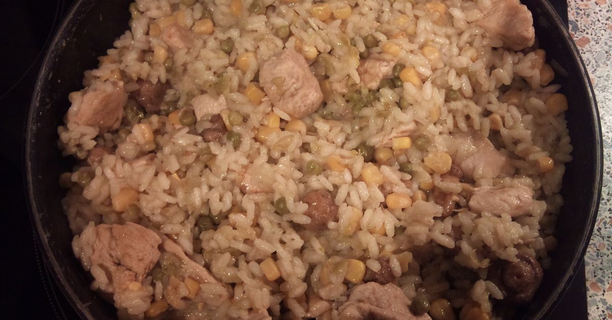 Risotto au poulet, maïs et champignons : recette de Risotto au poulet ...