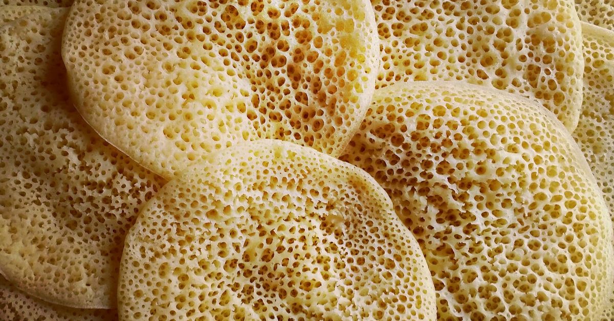 Baghrirs, crêpe mille trous (Crêpes berbères) : recette de Baghrirs ...