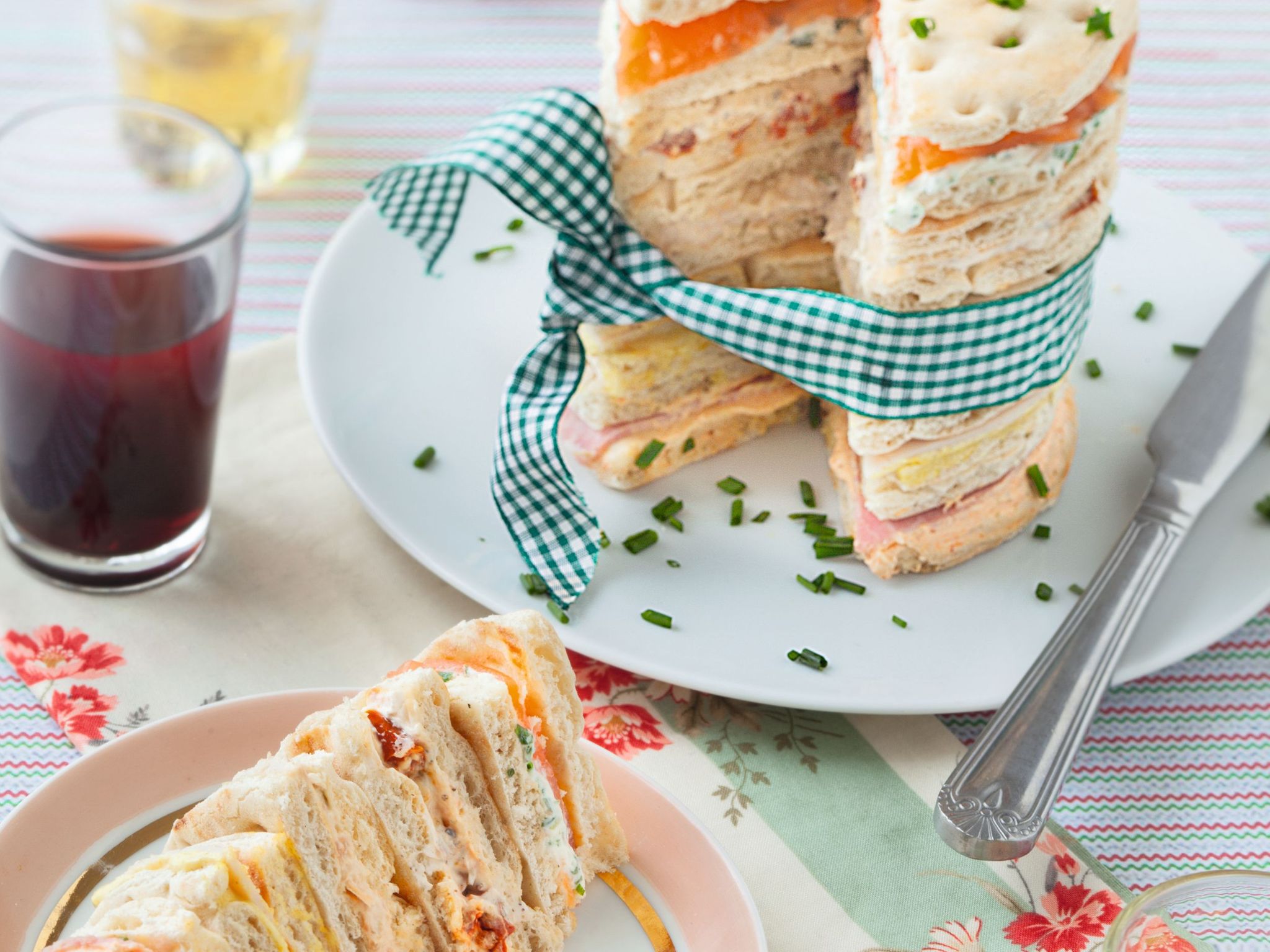 Pain surprise surprenant : Recette de Pain surprise surprenant - Marmiton