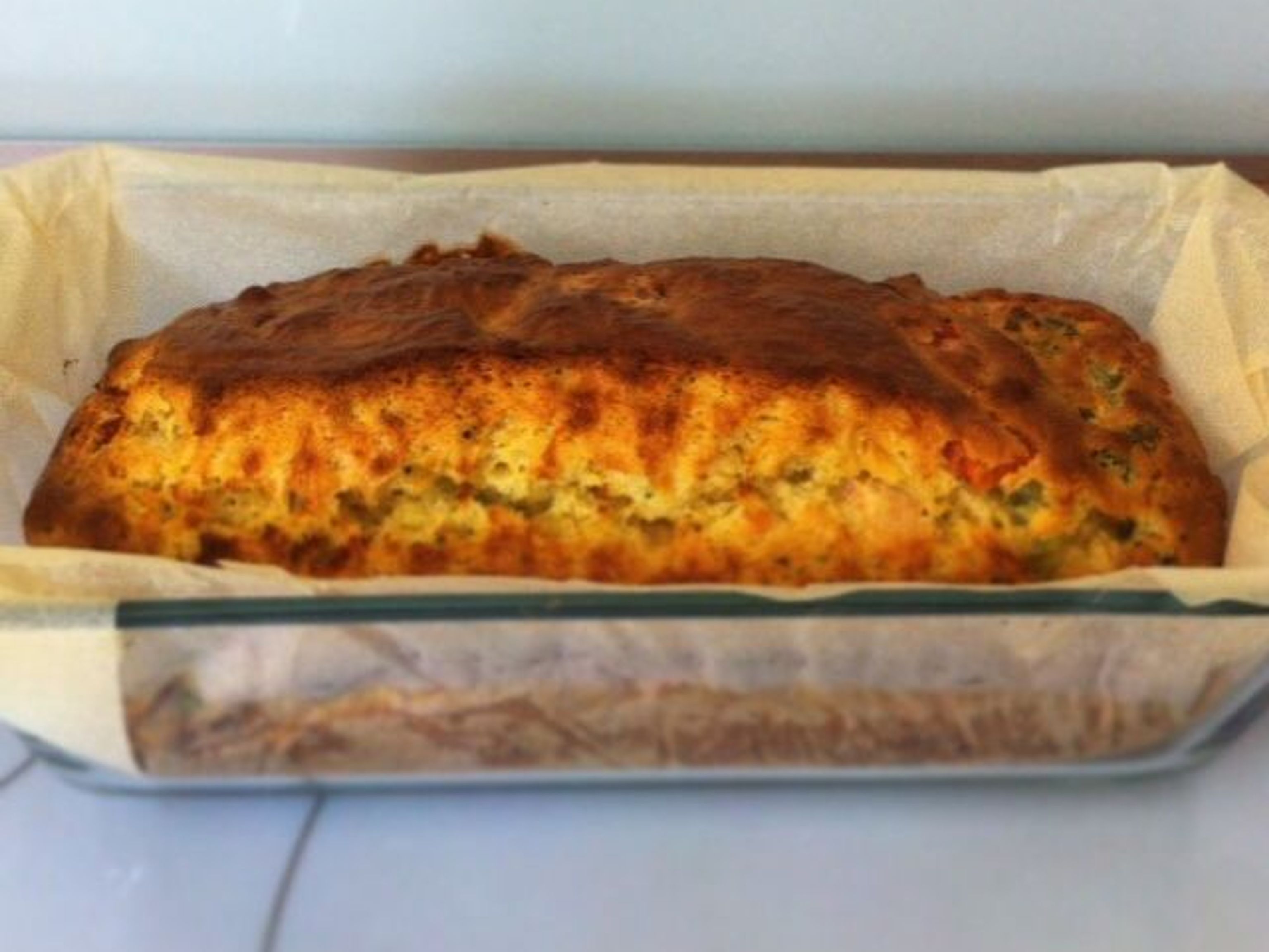 Cake de brocolis au saumon fumé : Recette de Cake de brocolis au saumon ...