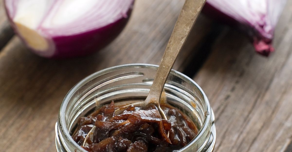 Confiture d'oignons (confits au Porto) : recette de Confiture d'oignons ...