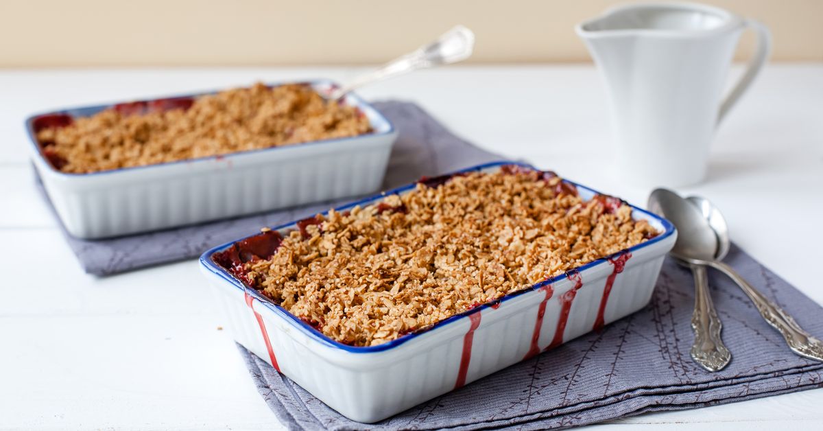 crumble pomme et fruits rouges : recette de crumble pomme et fruits rouges