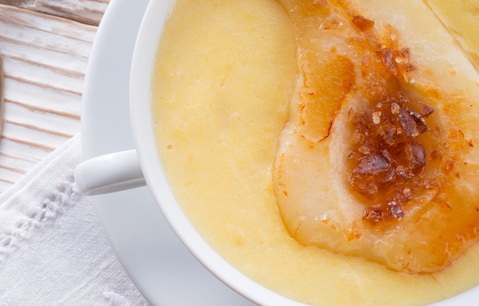 Mousse de poire sur coulis au chocolat : Recette de Mousse de poire sur ...